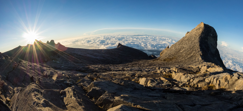 Kinabalu via Timpohon Day 2 - Low's Peak | Ramonfadli.com